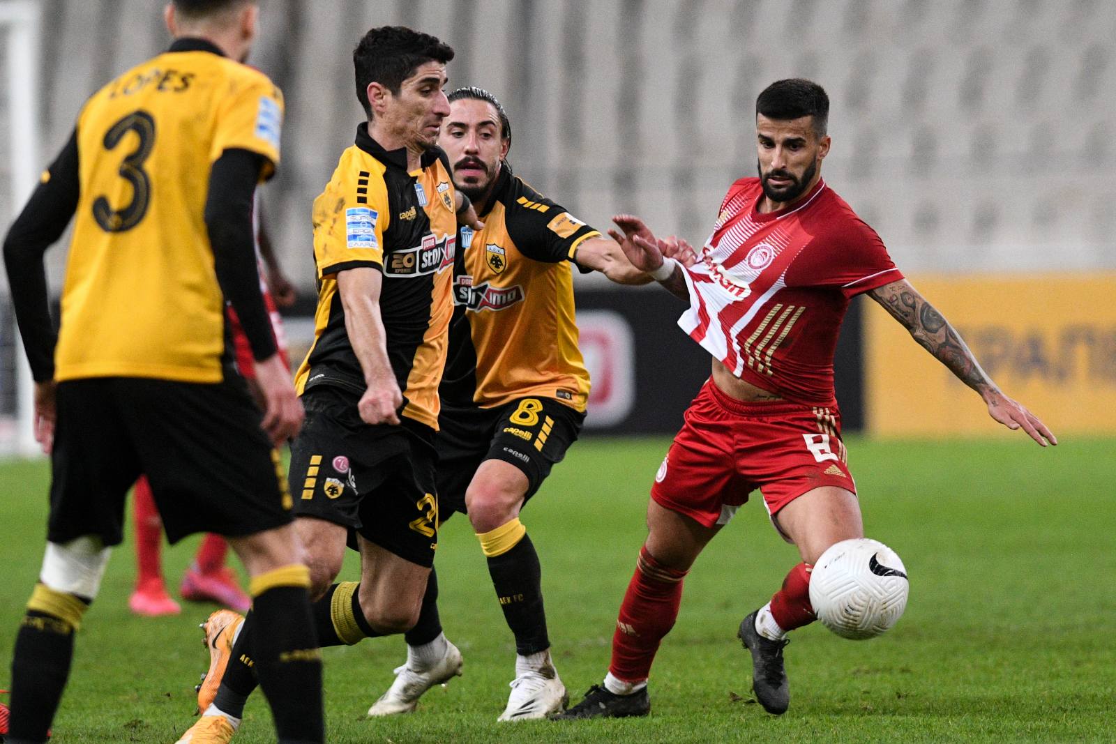 ΑΕΚ - Ολυμπιακός 1-1: Μοιράστηκαν από ένα βαθμό στο ΟΑΚΑ - Debut.gr