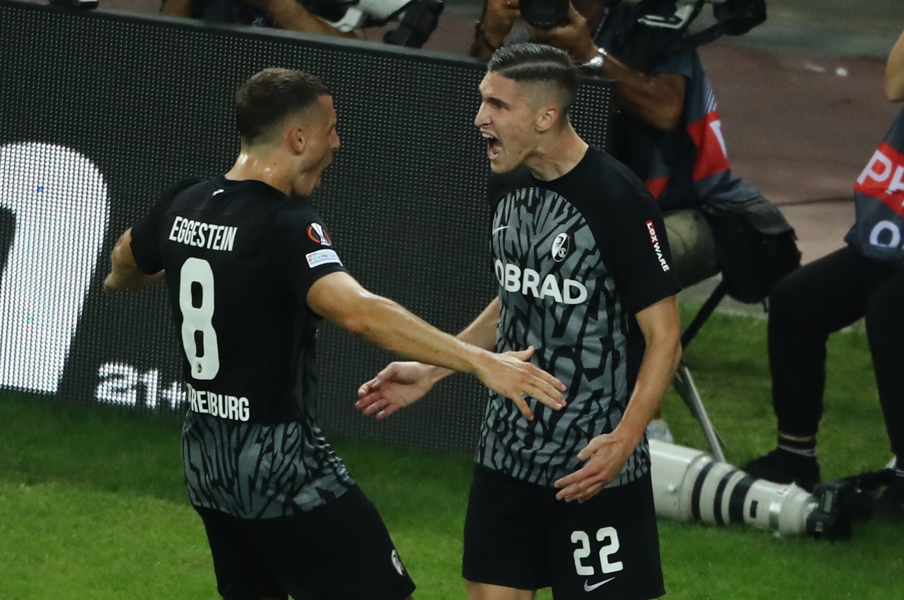 Ολυμπιακός-Φράιμπουργκ 2-3: Αδίκησαν τους εαυτούς τους οι Πειραιώτες ...