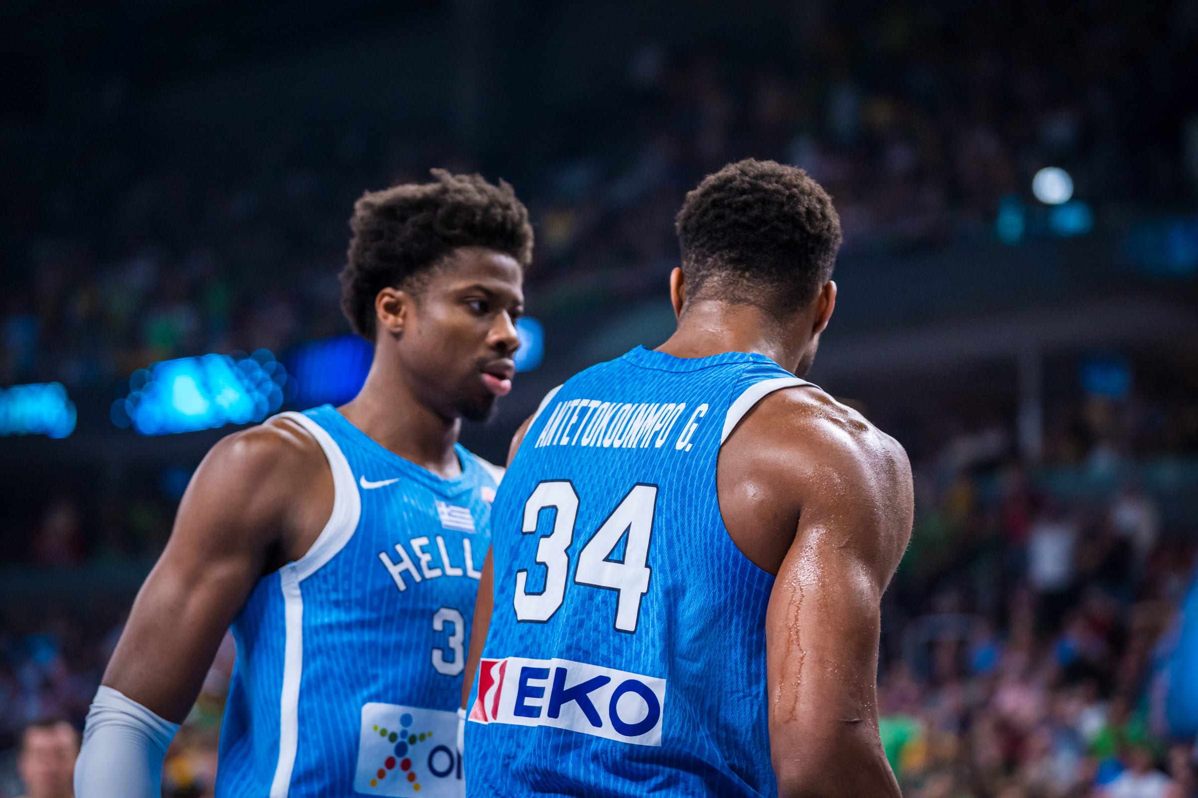 Eurobasket 2025: Κώστας κόβει, Γιάννης ράβει, Τολιόπουλος εκτελεί - Μπροστά η Εθνική με 44-38 ...